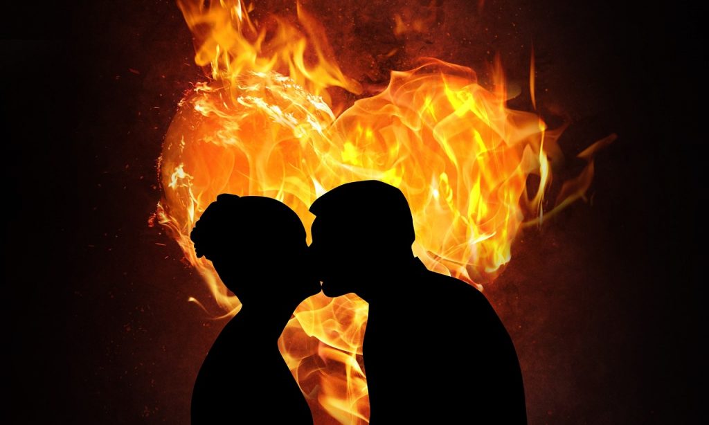 15 Kissing Dream Interpretation: Don't Get Caught Kissing in Public ...